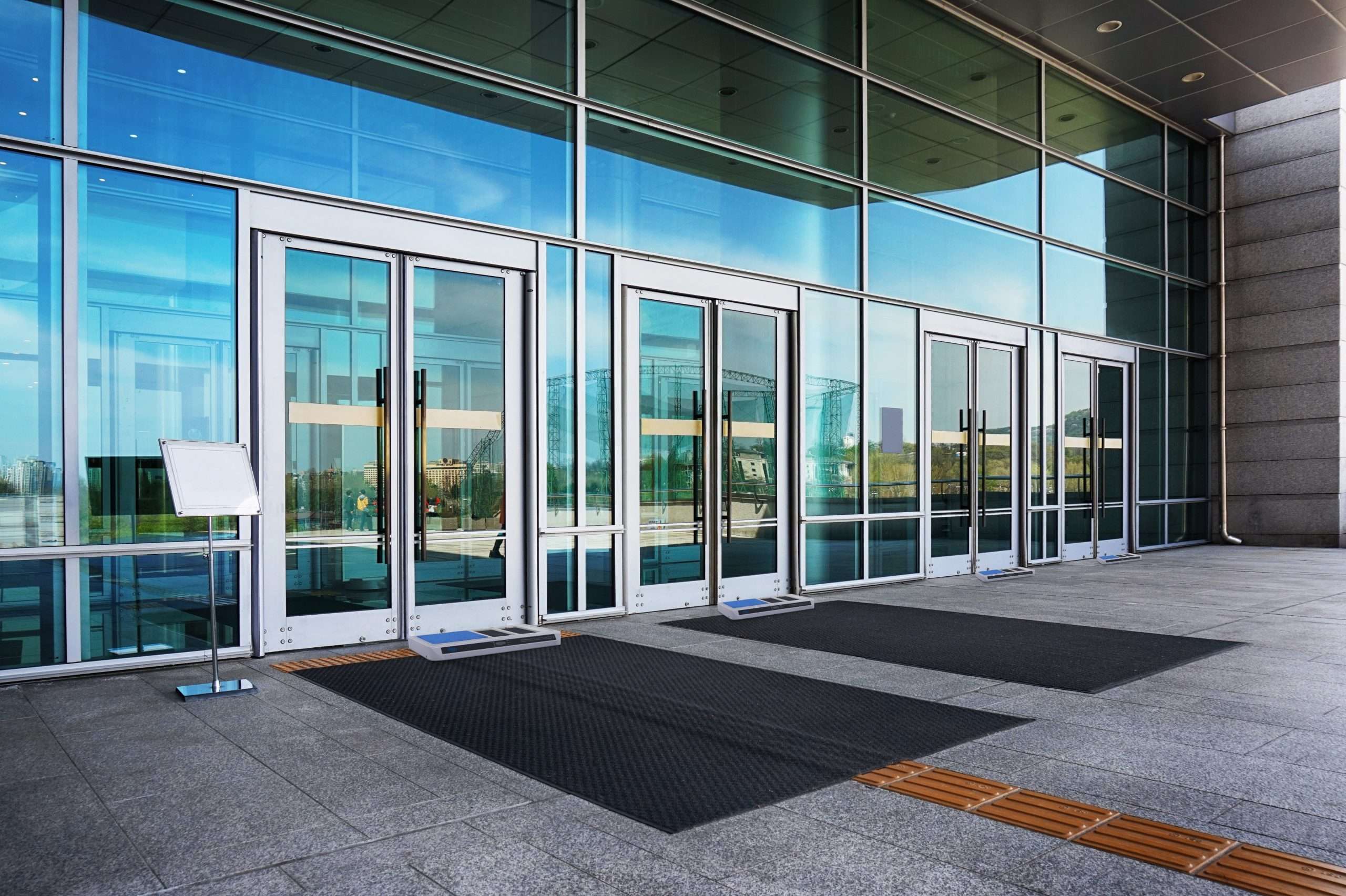 Industrial Boot Scrubber: How to Make the Best Choice Easily